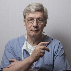 Fragile Lives: A Heart Surgeon’s Stories Of Life And Death On The ...